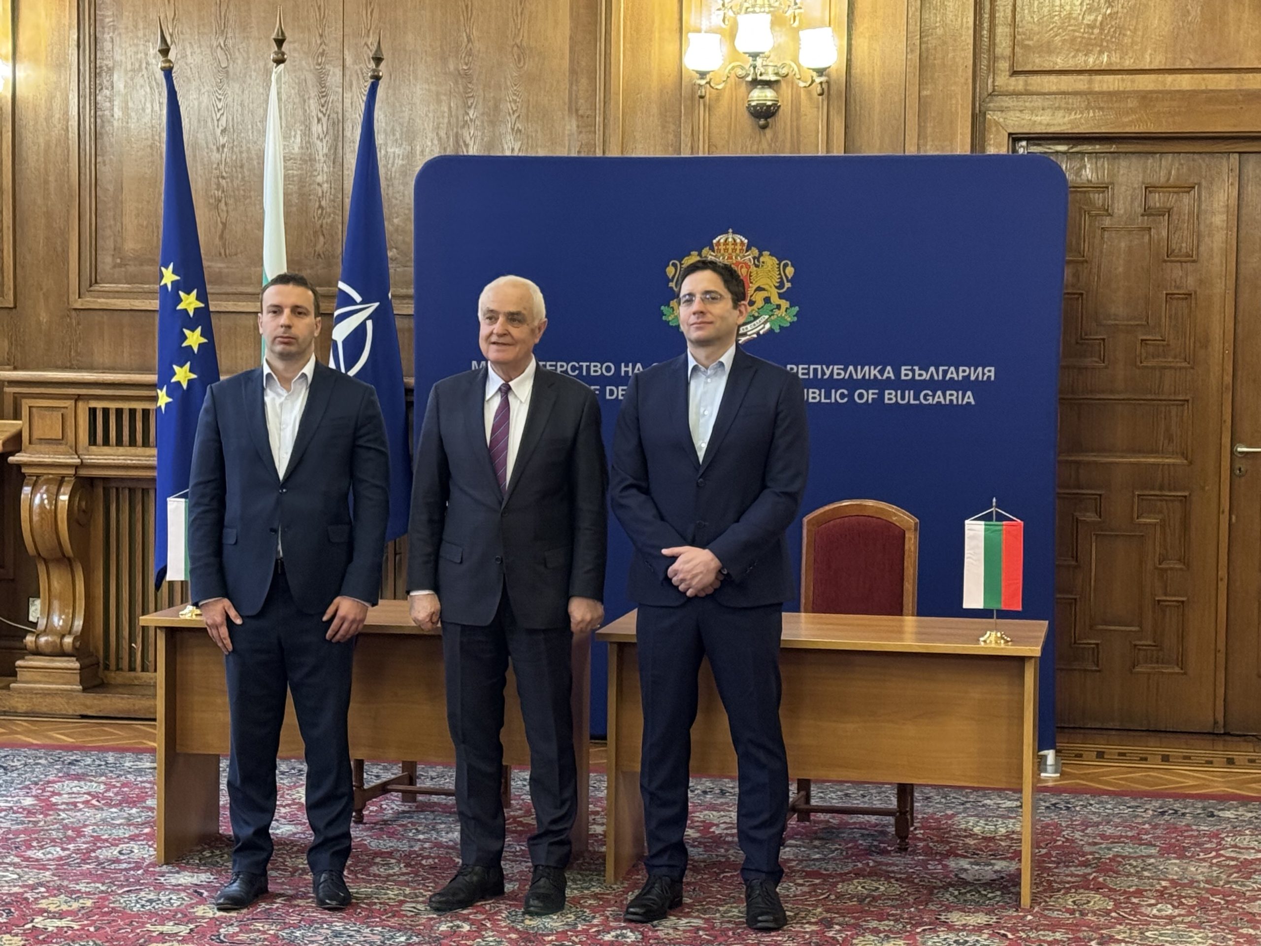 INSAIT ще подпомага внедряване на изкуствен интелект в сигурността на България - Аз-буки